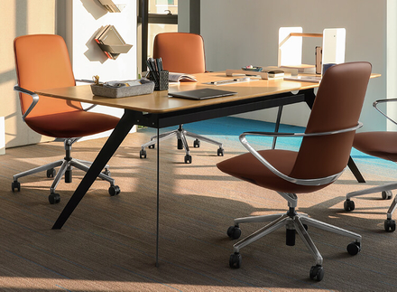 Mesh Ergonomic Office Chairs in Luxury Design | Hongye Office Furniture
