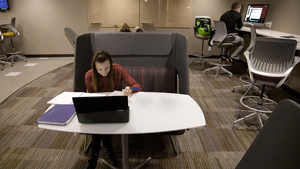 Classroom Furniture Solutions for Education | Hongye Office Furniture